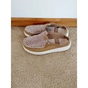 Hey Dude | Shoes | Hey Dude Womens 7 Lexi Rise Aprs Chill Sherpa Lined ...